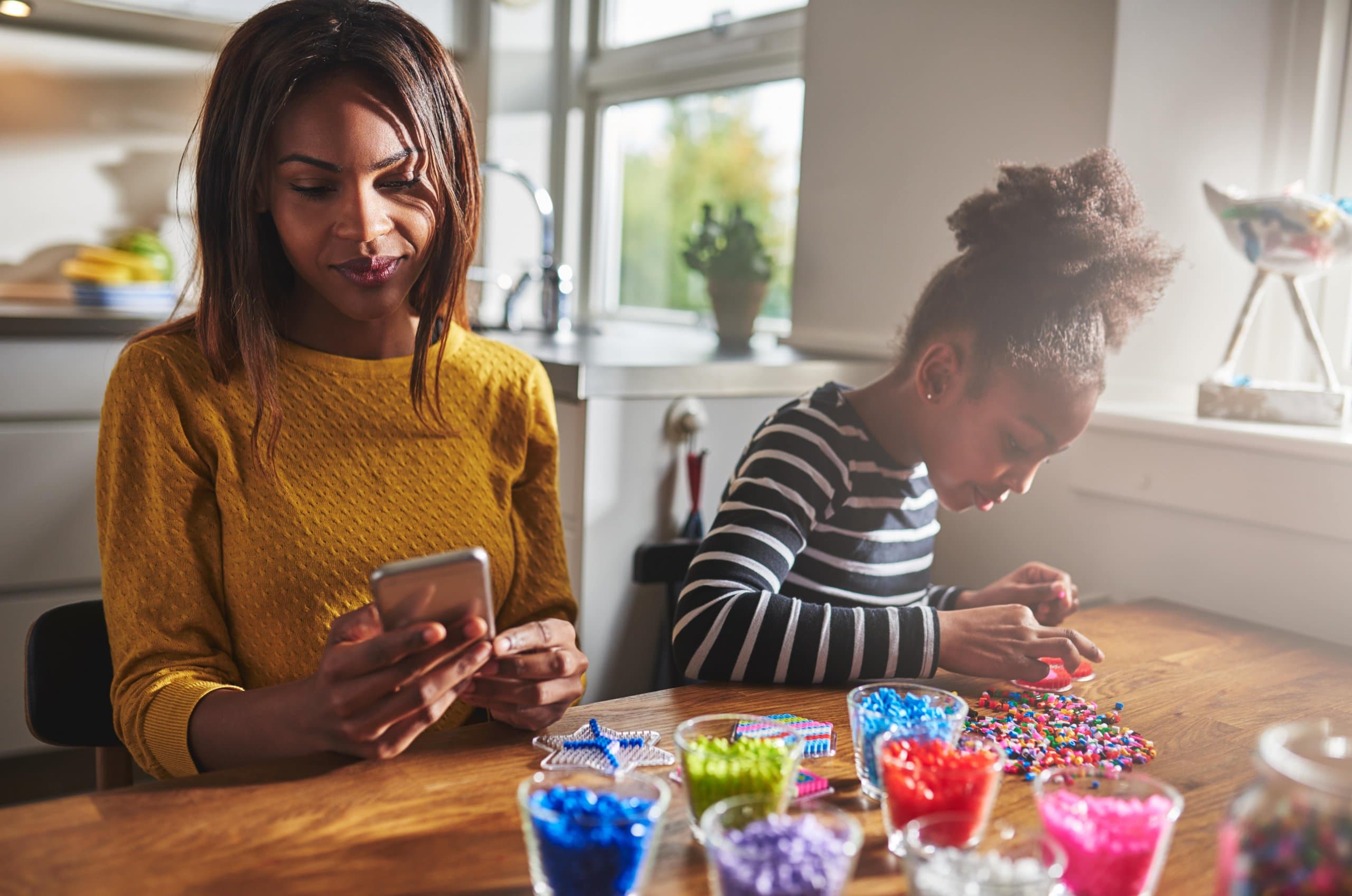 Bad Cell Phone Habits Parents Have — Gabb