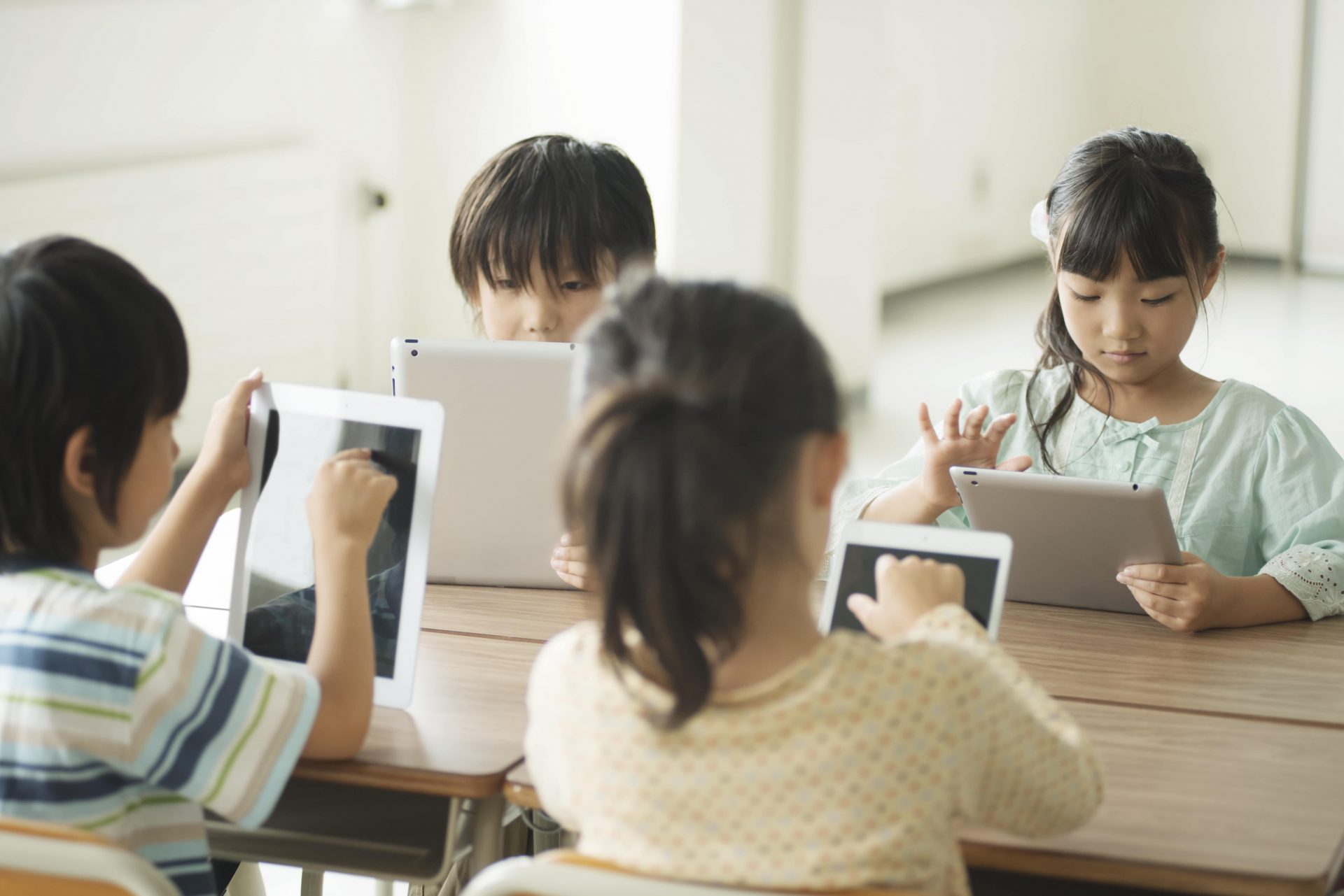 How to Talk to Kids About Technology | A Parent's Guide for Any Stage