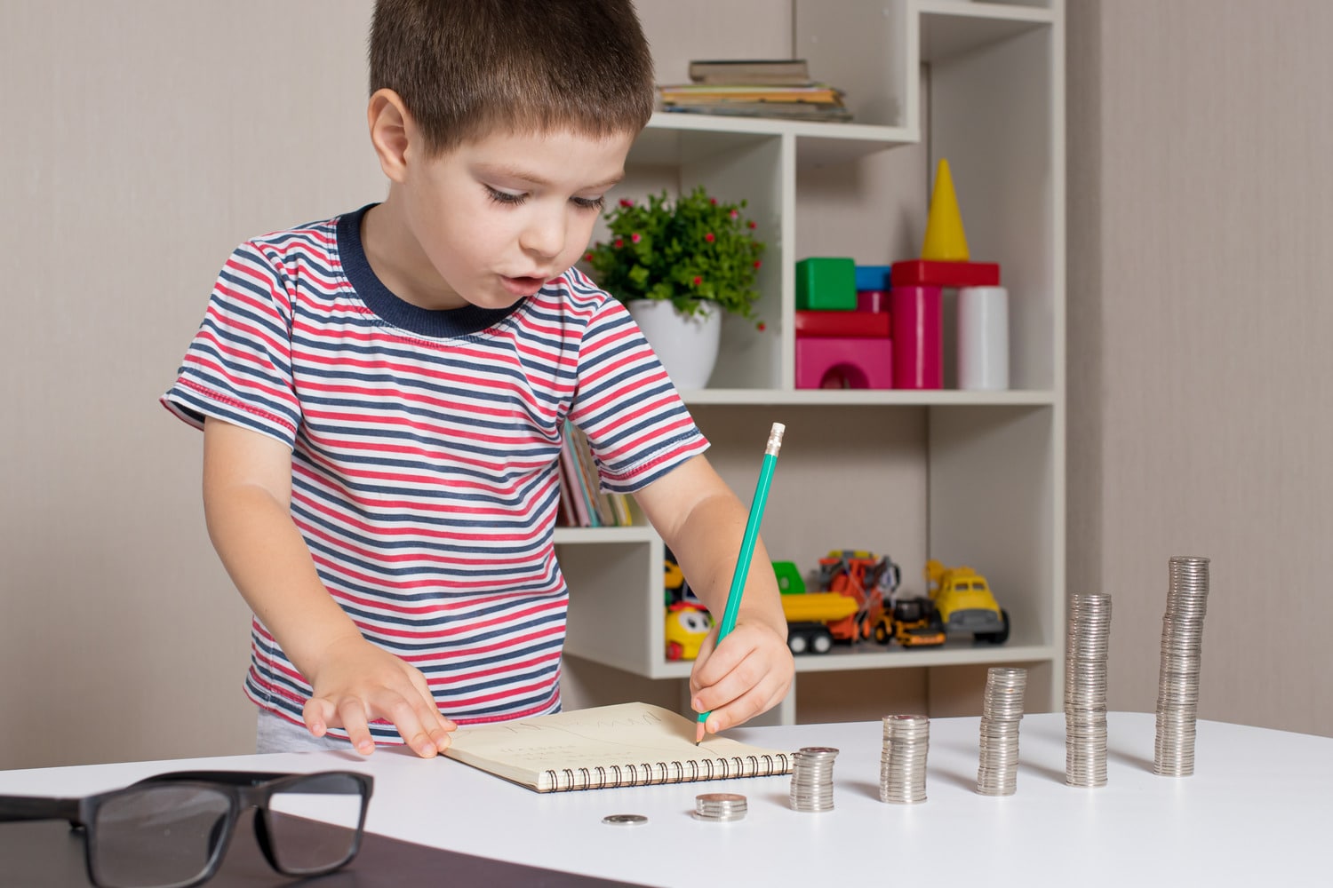 Financial Literacy for Kids: How to Teach Kids Money Management
